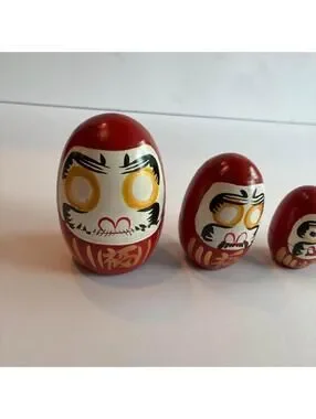 Accents | Vintage Japanese Daruma Nesting Dolls Set Of 5 Hand Painted ...